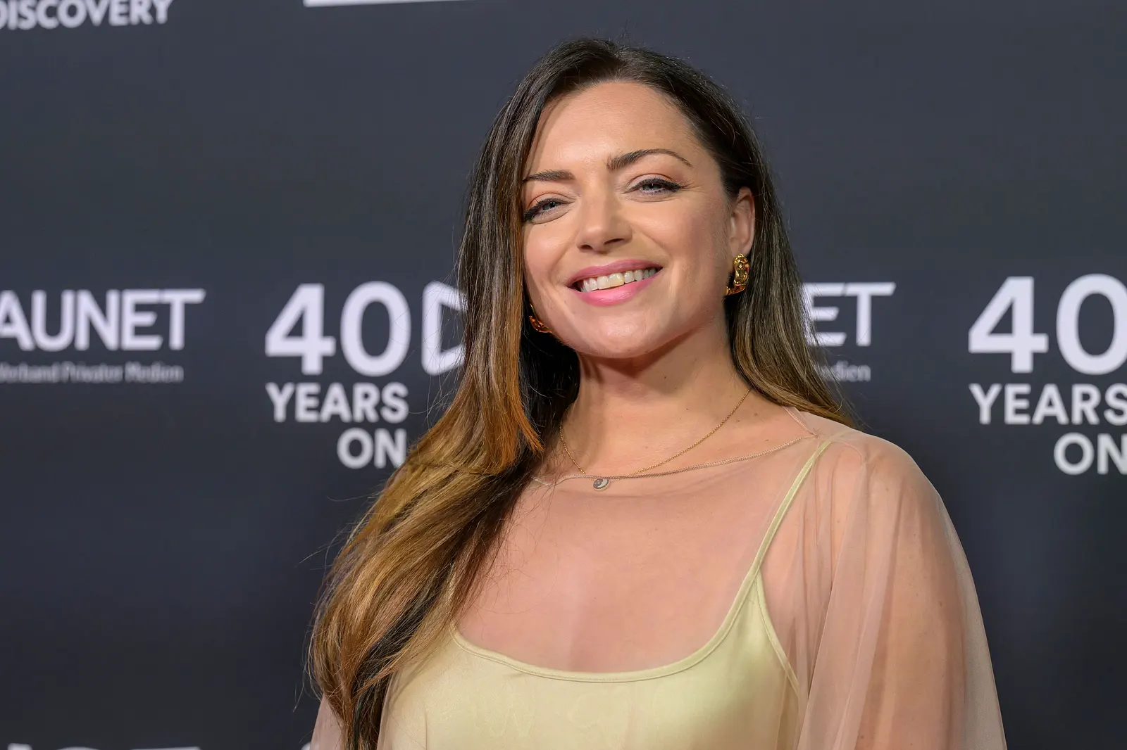 GZSZ-Star Anne Menden ist schwanger und zeigt ihren süßen Babybauch ...