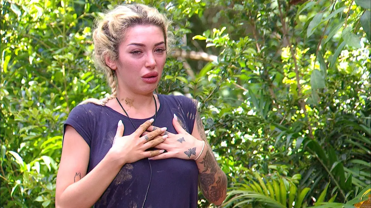 Ariel & Umut Tekin: Fake-Liebesstory im Dschungelcamp? | InTouch