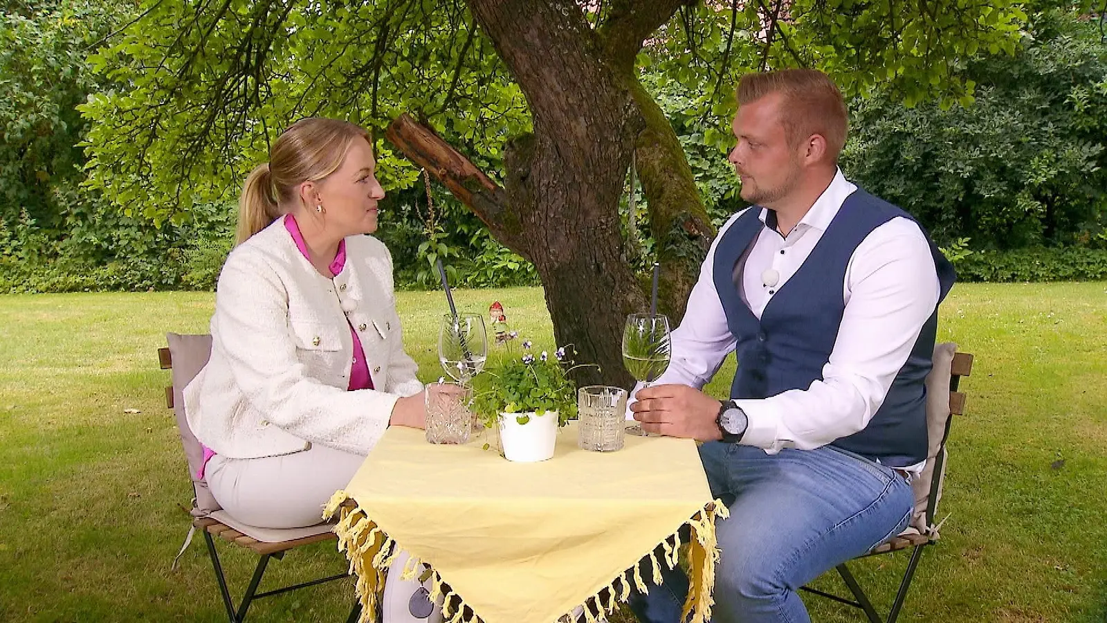 Bauer sucht Frau: Kandidat steigt aus! Fiese Abfuhr für Landwirtin | InTouch