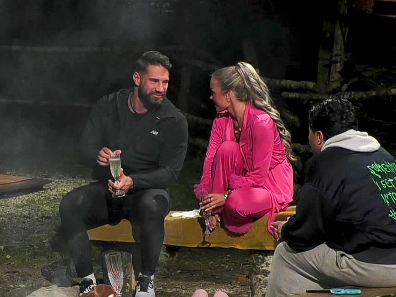 Aleks Petrovic & Emmy Russ: „Wirklich unangenehm“ – Deutliche Worte zu ...