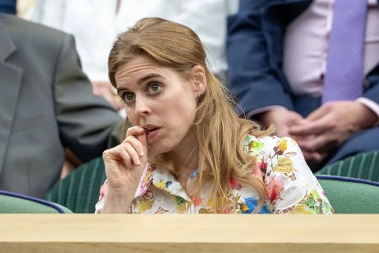 Prinzessin Beatrice: Nach Skandal! Ergreift sie die Flucht? | InTouch